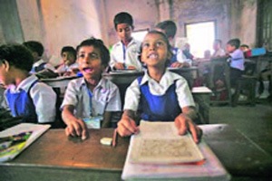 Govt to recruit 10,000 principals for schools | India News - The Indian ...