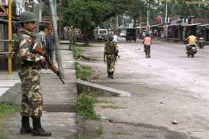 11,000 security personnel for Assam; plane with relief sent | India ...