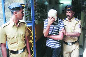 Azad Maidan riot: 23 sent to police custody | Mumbai News - The Indian ...