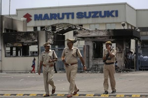 Manesar violence: Maruti Suzuki to lift lockout,sacks 500 workers ...