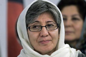 Afghan burka opponent Sima Samar wins Swedish rights prize | News ...