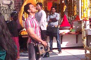 Aamir Khan spotted with tape recorder hanging around his neck on the ...