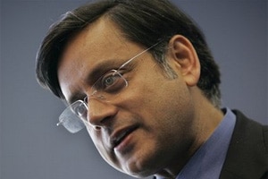 Learn English to succeed in modern world: Sashi Tharoor | Political ...