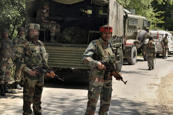 Four Army personnel,Hizbul militant killed in Kashmir encounter | India ...
