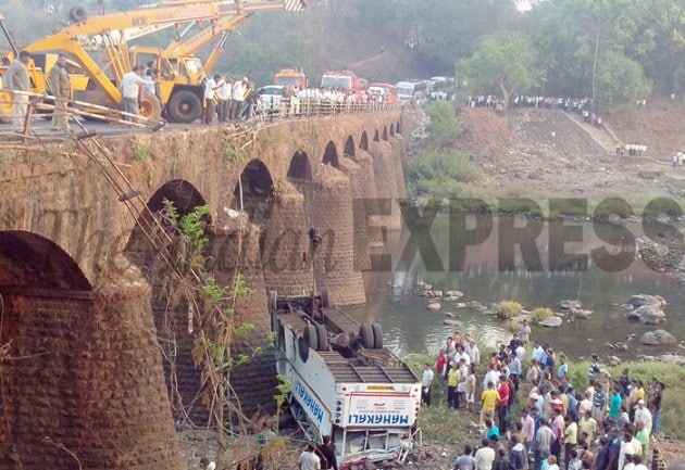 Pics: Mumbai-Goa bus accident,at least 37 killed | Picture Gallery ... Pics: Mumbai-Goa bus accident,at least 37 killed | Picture Gallery ...