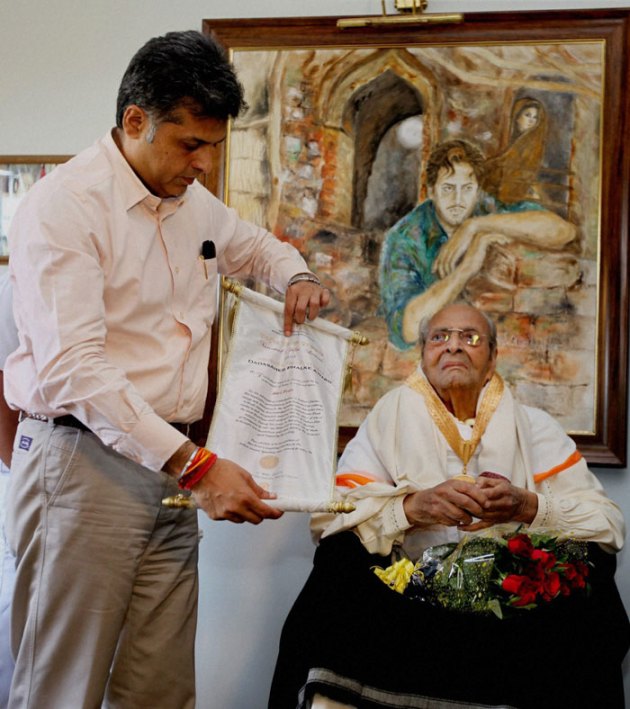 Pran Sikhand receives Dadasaheb Phalke award | Entertainment Gallery ...