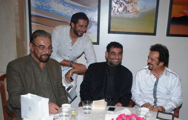 Stars party with actor Akbar Khan | Entertainment Gallery News - The ...