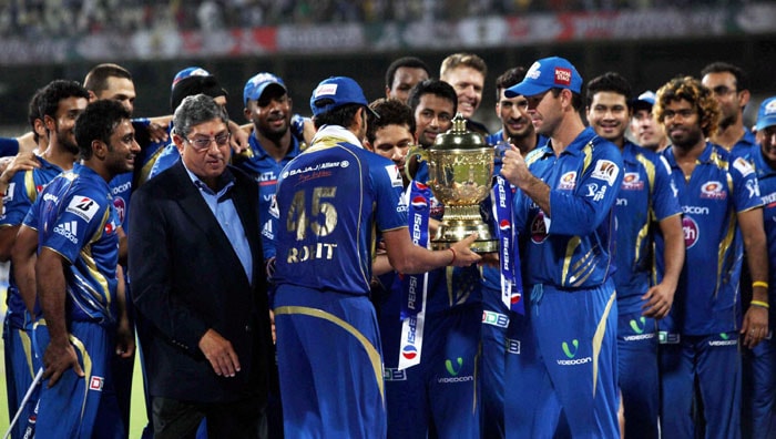 Mumbai Indians outplay Chennai Super Kings to win IPL 6 | Sports ...