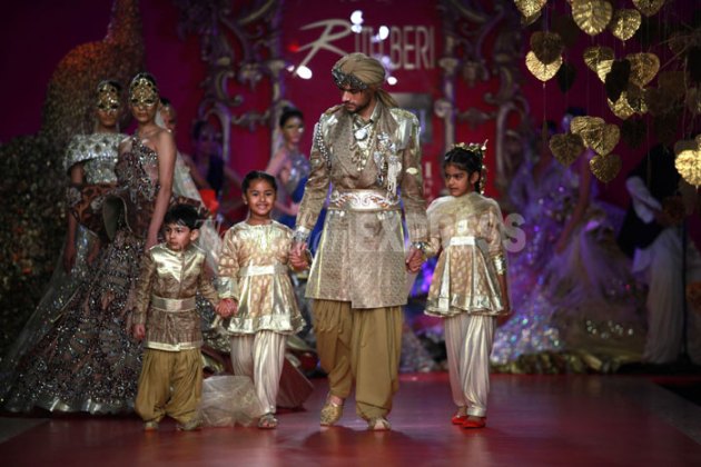 Ritu Beri showcases Punjab inspired collection at Couture Week ...
