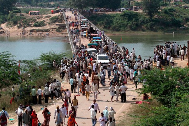 Madhya Pradesh temple stampede: 115 killed,over 100 injured | Picture ...