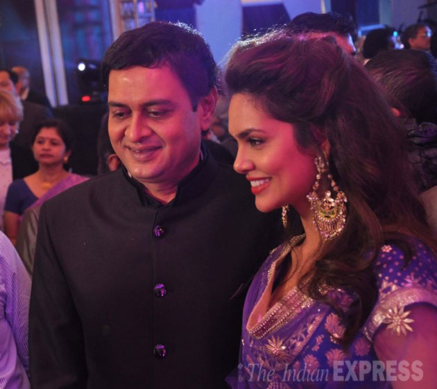Esha Gupta at brother’s wedding | Entertainment Gallery News - The ...