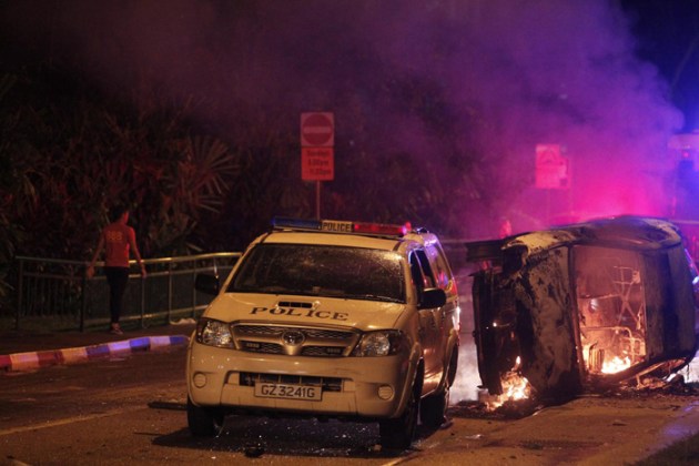 18 hurt after Singapore’s worst rioting in decades | Picture Gallery ...