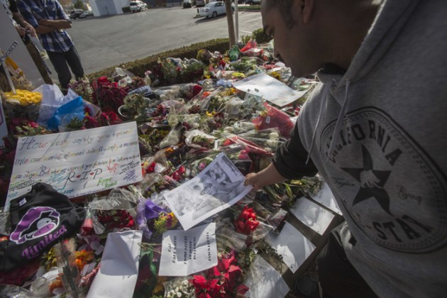 Paul Walker memorial in California draws thousands | Entertainment ...