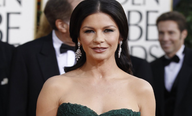 Catherina Zeta-Jones gets degree from Welsh College | Hollywood News ...