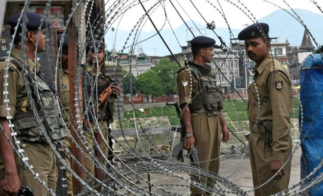 Kashmir: Hizbul Mujahideen militant killed,4 policemen injured in ...