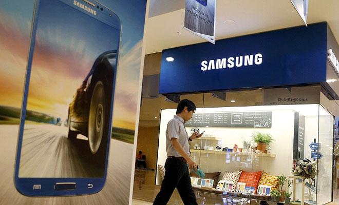 Samsung Electronics posts record profit,mobile growth dips | Technology ...