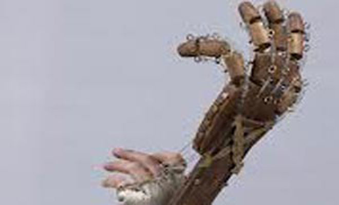 Researchers develop a robot capable of removing blood clots with ...