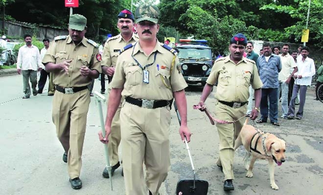 Cops on toes as VIP movement doubles in past three months | Pune News ...
