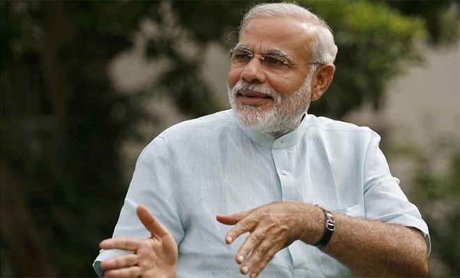 Centre only worried about saving chair,not Indian rupee: Narendra Modi ...