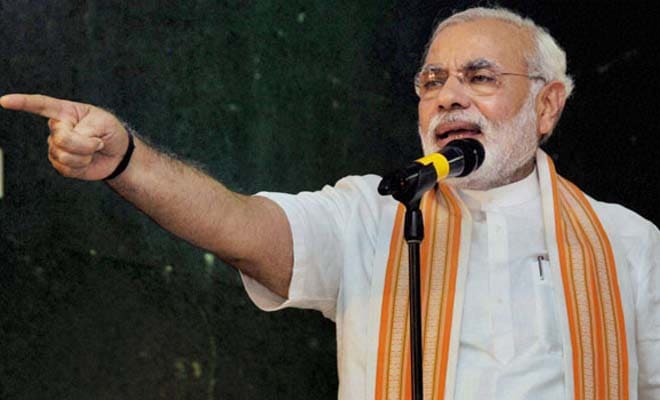 Narendra Modi attacks PM over falling rupee,says UPA govt is too ...