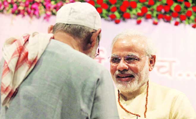 Muslims come to Narendra Modi’s party wearing skull caps,say he’s ...