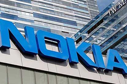 Nokia weighs Alcatel tie-up after Microsoft deal | Technology News ...