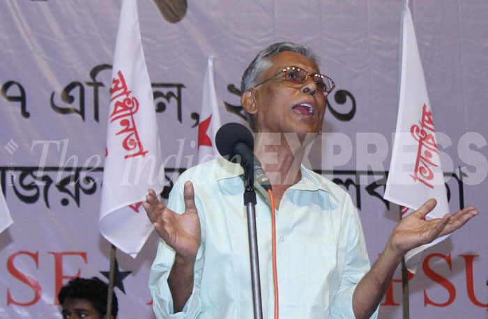 Sudipta Gupta’s father plays violin for son at condolence meet ...