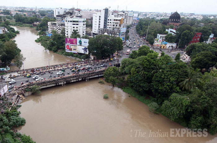 Heavy rains hit normal life in south Gujarat | Picture Gallery Others ...