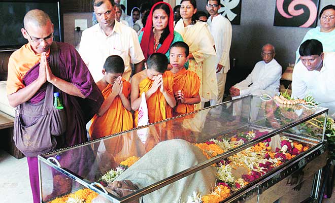 Satya Narayan Goenka | News, Photos, Latest News Headlines about Satya ...