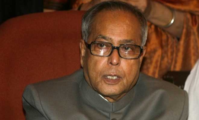 Advani crediting me on ordinance is speculation: Pranab | Political ...