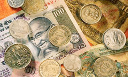 India rupee falls to 61.83 to the US dollar for second day on hopes of ...