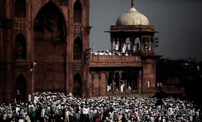 Prayers galore,brotherhood and piety mark Eid celebrations across India ...