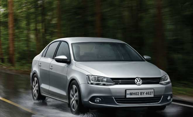 Volkswagen launches new Jetta in India,prices it at Rs 13.70 lakh ...