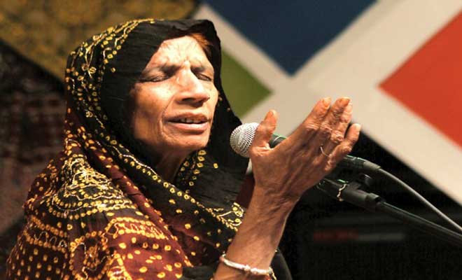 Legendary Pak folk singer Reshma loses battle against cancer ...