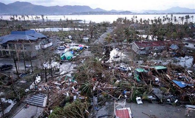 China issues orange alert as Typhoon Haiyan hits coast | World News ...
