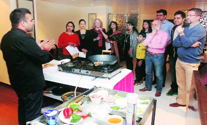 Savour favourite food at live kitchen,get recipe too | Ludhiana News ...