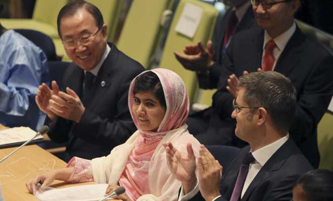 Malala Yousafzai awarded 2013 United Nations Human Rights Prize | World ...