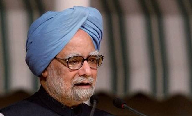 PMO junks speculation,says Manmohan Singh will complete his tenure ...