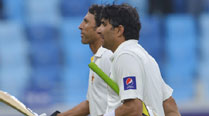 Misbah-ul-Haq equals record, Pakistan sniff series win | Cricket News ...