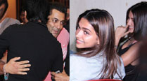 Bollywood’s hug special: Shah Rukh-Salman, Aushka-Deepika | Bollywood ...