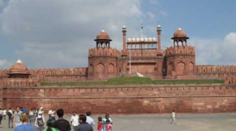 Google, ASI unveil 360-degree online photo tour of Red Fort, Taj Mahal ...