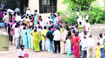 One vulnerable and 108 critical booths in Pune district: Collector ...