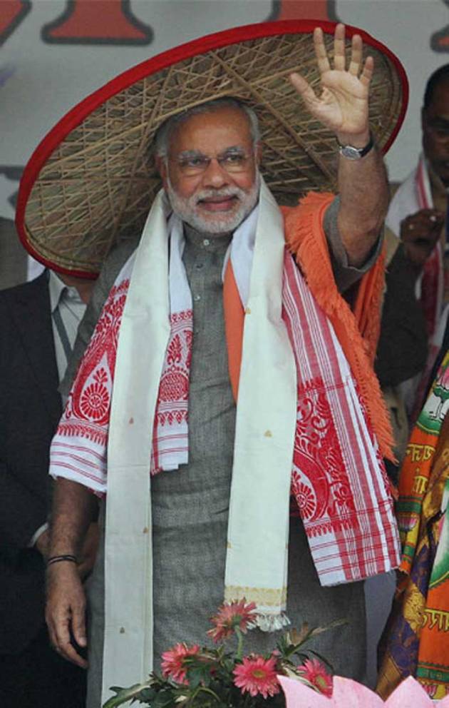 Heady mix: Modi, Rahul show headgears are a must-have on campaign trail ...