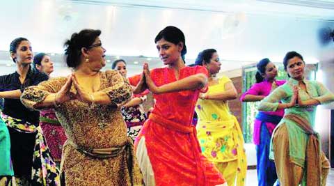Saroj Khan choreographs for an all-women film | Screen News - The ...
