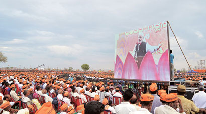 Narendra Modi redefines the grammer of political rallies | Picture ...