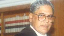 AAP candidate Justice Fakhruddin opts out against Sonia Gandhi ...