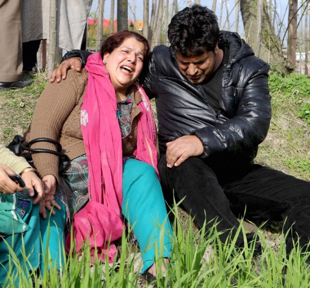 Kashmir Encounter 20 Hour Gunbattle Ends Two Militants Killed