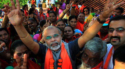 Narendra Modi’s lookalike turns crowd-puller for BJP | Picture Gallery ...
