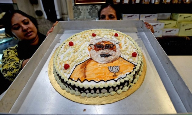 Counting begins, early celebrations by BJP, Narendra Modi supporters ...