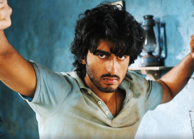Arjun Kapoor turns 29: Celebrates by cutting many cakes | Entertainment ...